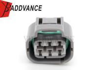China 6 Pin Female Automotive Connector Toyota 90980-10988 16-22AWG for sale