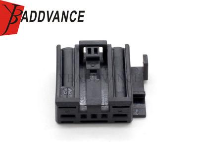 China 5 Way Automotive Plastic Connector 1379218 for Honda Bulb Light Lamp 13A 250VDC for sale