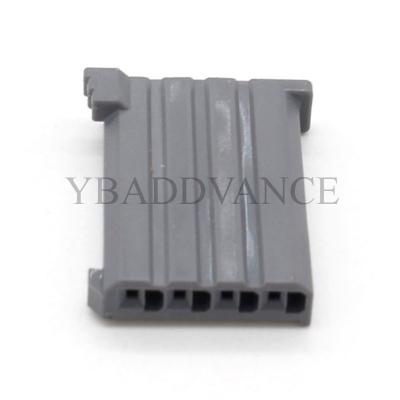 China Black Female 4 Way Flat Automotive Electrical Connector 4-1-222 4 Pin 150-200C for sale