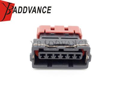 China 6 Pin Female Z32 MAF Connector Housing for Nissan Sealed 16-22AWG for sale