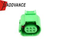 China 6 Way Female Automotive Connector 4H0973713C 1563487 Green 16-20AWG Sealed for sale