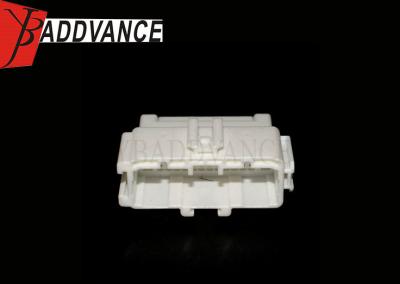 China Electrical 28 Pin Male Wire Terminal Connector White PBT Housing 16-22AWG Auto for sale