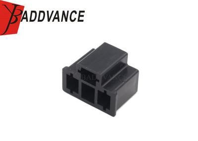 China 3 Pin Female H4 Unsealed Automotive Lamp Holder Socket Connector PA66 GF 125C for sale