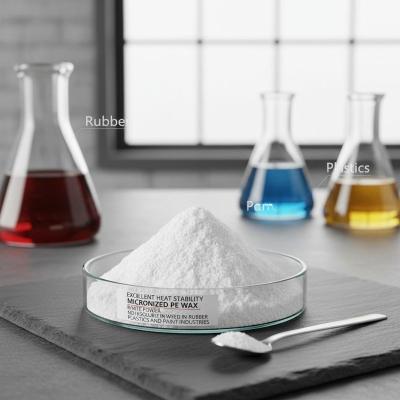 China Excellent Heat Stability Micronized PE Wax White Powder No Insoluble In Water Used In Rubber Plastics And Paint Industries for sale