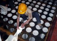 China Industrial PPS Baghouse Filter Bags Anti - Alkali For Non Ferrous Metal Industry for sale