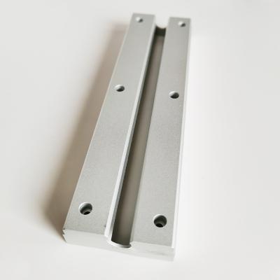 China Sandblasting Aluminum CNC Milling Parts Silver Anodized AL6063 6061 Custom for sale