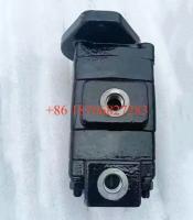 China Hydraulic Gear Pump VOE14543168 14543168 for EC700B EC700C EC700bhr Excavator Parts for sale