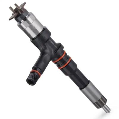 China Common Rail Fuel Injector 095000-6070 6251-11-3100 For Komatsu PC350-7 PC400-7 PC400-8 PC450-7 PC550 WA320 WA470 for sale