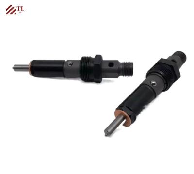 China Diesel Engine Fuel Injector For Komatsu PC200-7 PC220-7 PC270-7 Excavator Spare Parts for sale