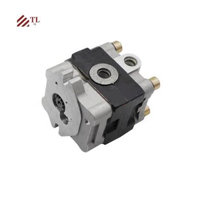 China Excavator Spare Parts PVD-2B-36 PVD-2B-40 Gear Pump Pilot Pump 17245973512 172459-73511 for sale