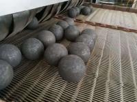 China 4 inch 5 Inch Forged Grinding Balls 60HRC Solid Metal Balls For Ball Mill for sale