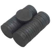China Top Grade Industrial Radial Ceramic Round Disc Ferrite Magnets Tailored to Your Needs for sale