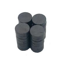 China Top Grade Industrial Radial Ceramic Round Disc Ferrite Magnets Tailored to Your Needs for sale