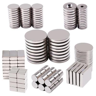China N35M-N50M Grade Strong Neodymium Rare Earth Disc Round Magnet with Composite Ni Coating for sale