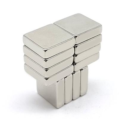 China Strong Permanent Magnet N52 Neodymium Block Tolerance /-0.01-0.05mm Grade N35H-N48H for sale