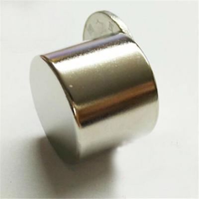 China Industrial Magnet n35 n38 n40 n45 n48 n50 n52 disc neodymium ndfeb magnet with sample for sale