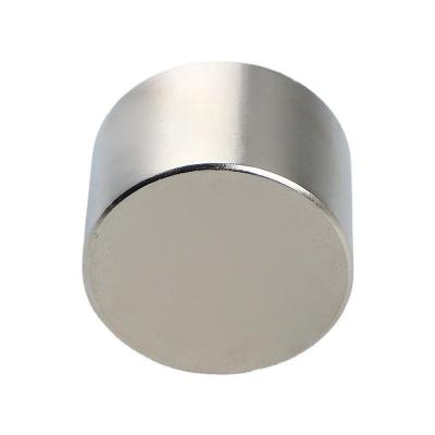 China ISO9001 2008 Certified N35 N42 N50 N52 Neodymium Magnet 70 30 for Long-lasting Strength for sale