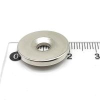 China Industrial Magnet Powerful n35 n42 n52 NdFeB Magnet Round with Hole Manufacturers for sale