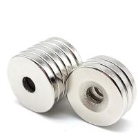 China Industrial Magnet Powerful n35 n42 n52 NdFeB Magnet Round with Hole Manufacturers for sale