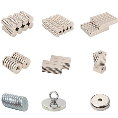 China Customizable N35 AH N30 AH 220C Neodymium Small Magnets for Various Applications for sale