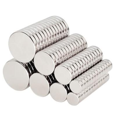 China Neodymium Magnet N52 with Through Thickness Magnetization Direction for sale