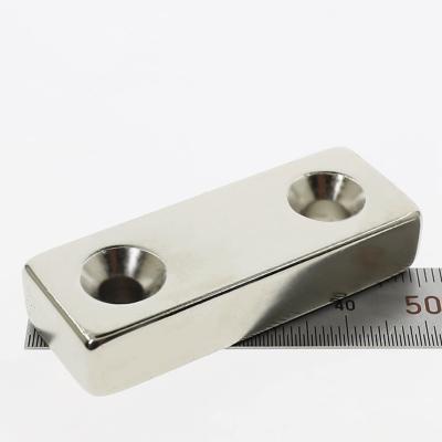 China High Precision Square Magnet with Countersunk Hole and Customized Tolerance of ±5% for sale