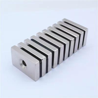 China N35 N52 Ring Block Disc Shape Neodymium Magnet Magnetization Direction Through Thickness for sale