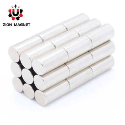 China Customized Permanent N33 Cylinder Neodymium Magnets with and Affordable Manufacturing for sale