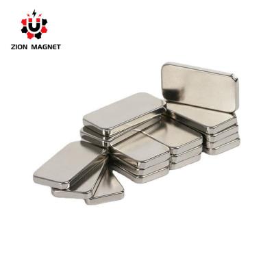 China ISO9001 2008 Certified NdFeB Magnet Square for Customized Requirements for sale