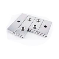 China Square Neodymium Magnets with Hole N35H-N48H Grade and Custom Magnetization Direction for sale