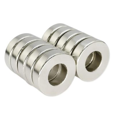 China Directly Supply Zinc Coated Disc Neodymium Magnet with Countersunk Hole for sale