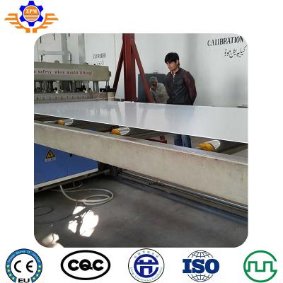 China 3mm 250kg/H WPC PVC Wall Panel Extrusion Line Production Ceiling Panel Making Machine for sale