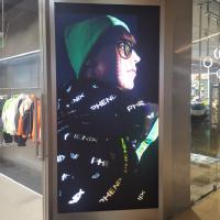 China Digital P2.5 Indoor LED Display , Shopping Mall LED Screen Flexible OEM ODM for sale