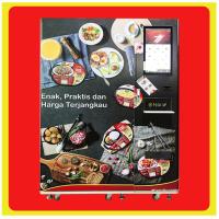 China Hot Food Vending Machine 21.5 Inch Touch Screen 6000W Dual Microwave 200 Servings for sale