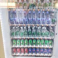 China Independent Vending Machine for Foods Drinks Snacks 21.5 Inch Touch Screen 200 Box Capacity for sale
