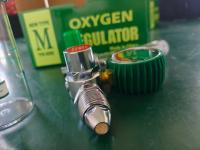 China Medical Oxigen Pressure Flowmeter Brass Inhaler Regulator Regulador De Oxigeno ， Oxygen Regulator with Flowmeter ， Medical Oxygen Regulator ， Oxygen Inhaler Regulator ，Float Type Medical Oxygen Press for sale