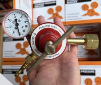 China Original Russian type BPO‑5 propane gas pressure reducer ，LPG cylinder pressure regulator for welding and cutting ，Stable outlet pressure ，for propane gas ， OEM Customizable Propane Regulator for sale