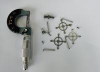China Pure Molybdenum Screw High Melting Point For High Temperature Industry for sale