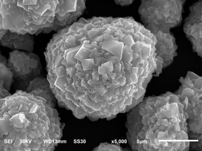 China LiMn2O4 Lithium Manganese Oxide Battery Cathode Material - 106.2 mAh/g Capacity, 15.3µm Particle Size for sale