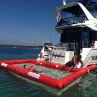 China Custom PVC Inflatable Sea Swimming Pool with Anti Jellyfish Net for Yacht Beach 3 Year Warranty for sale