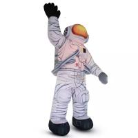China Giant Inflatable Astronaut Model 5m Customizable Spaceman for Event Advertising for sale