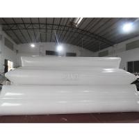 China Custom Long Tube Inflatable Marker Buoy 0.6mm PVC Water Buoy for Sport Events for sale