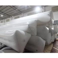 China Custom Long Tube Inflatable Marker Buoy 0.6mm PVC Water Buoy for Sport Events for sale
