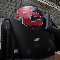 China Custom Inflatable Football Helmet Tunnel 22ft x 17ft x 17ft for Sports Team Entrance for sale