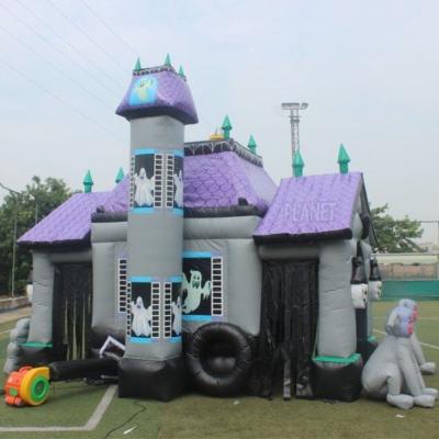 China Commercial Grade Halloween Inflatable Bounce House 6x4M Custom PVC Jumper Castle for sale