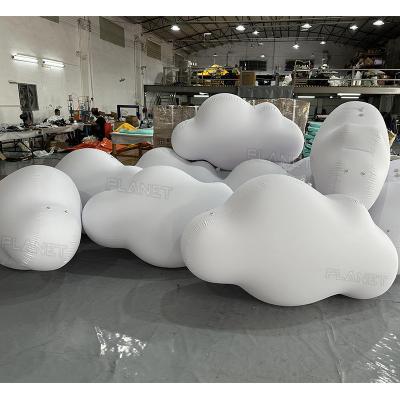 China Giant Inflatable Cloud Decor 1.8m 2.5m White PVC Party Event Decoration for sale
