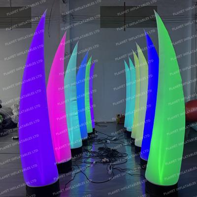 China Custom Inflatable LED Light Column for Advertising Event Decoration Durable Oxford Cloth 16 Color Remote for sale