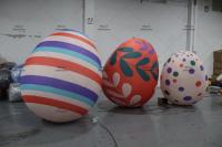 China Customized Giant Inflatable Easter Egg 200cm Festival Event Decoration with Built-in Fan for sale