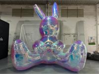China Giant Iridescent Inflatable Bunny Sculpture 4.5m Reflective PVC Balloon for Events for sale