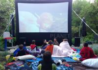 China Custom Size Portable Inflatable Movie Screen with 210D Oxford Fabric and CE/UL Certified Blower for Outdoor Cinema Events for sale